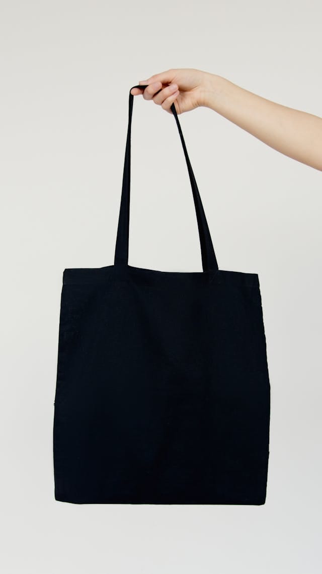 26 Unique Bag Dream Meaning | Dream Guide Hub